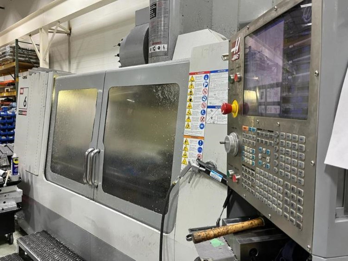 HAAS VM6 MOLD MAKER VERTICAL MACHINING CENTER (2007) – Industrial ...